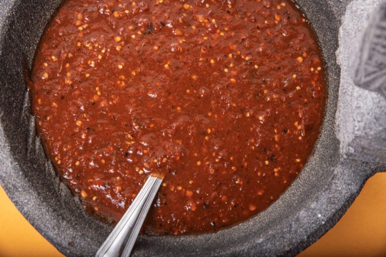 Guajillo Sauce: A Versatile Mild Mexican Red Pepper Sauce