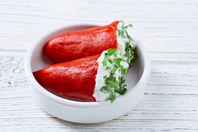 Piquillo Peppers: Spanish Sweet Red Peppers - Pepperdodo